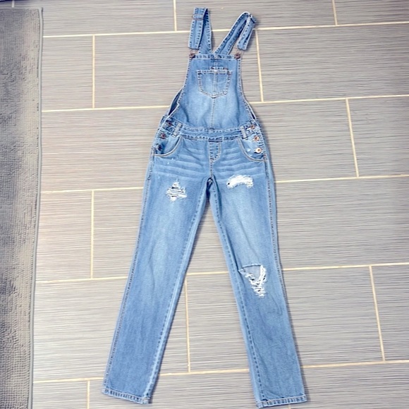 American Rag | Jeans | American Rag Distressed Denim Overalls | Poshmark